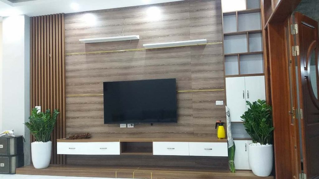 Kệ tivi treo tường có những loại nào? Đặc điểm từng mẫu?